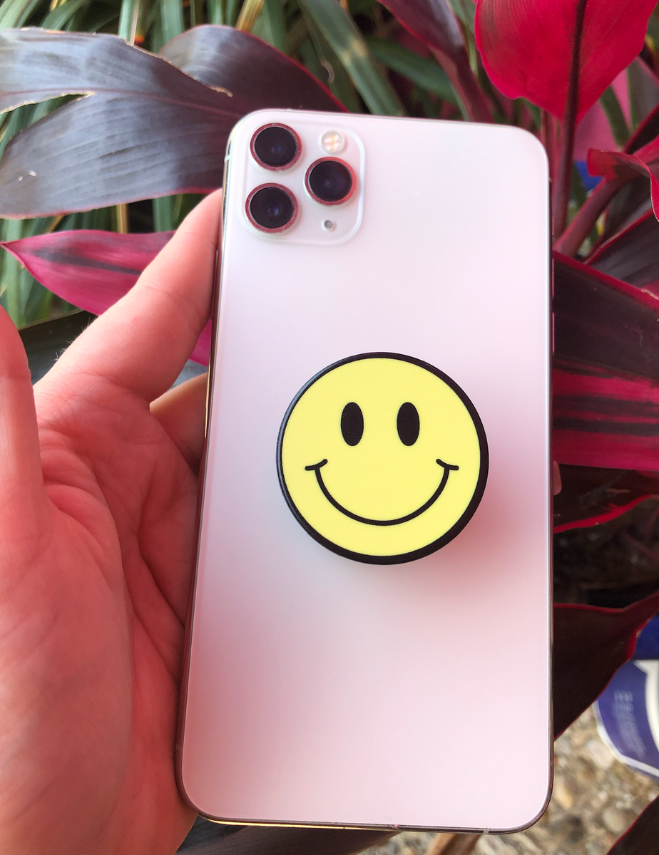 Smiley Face Pop Socket – Very That