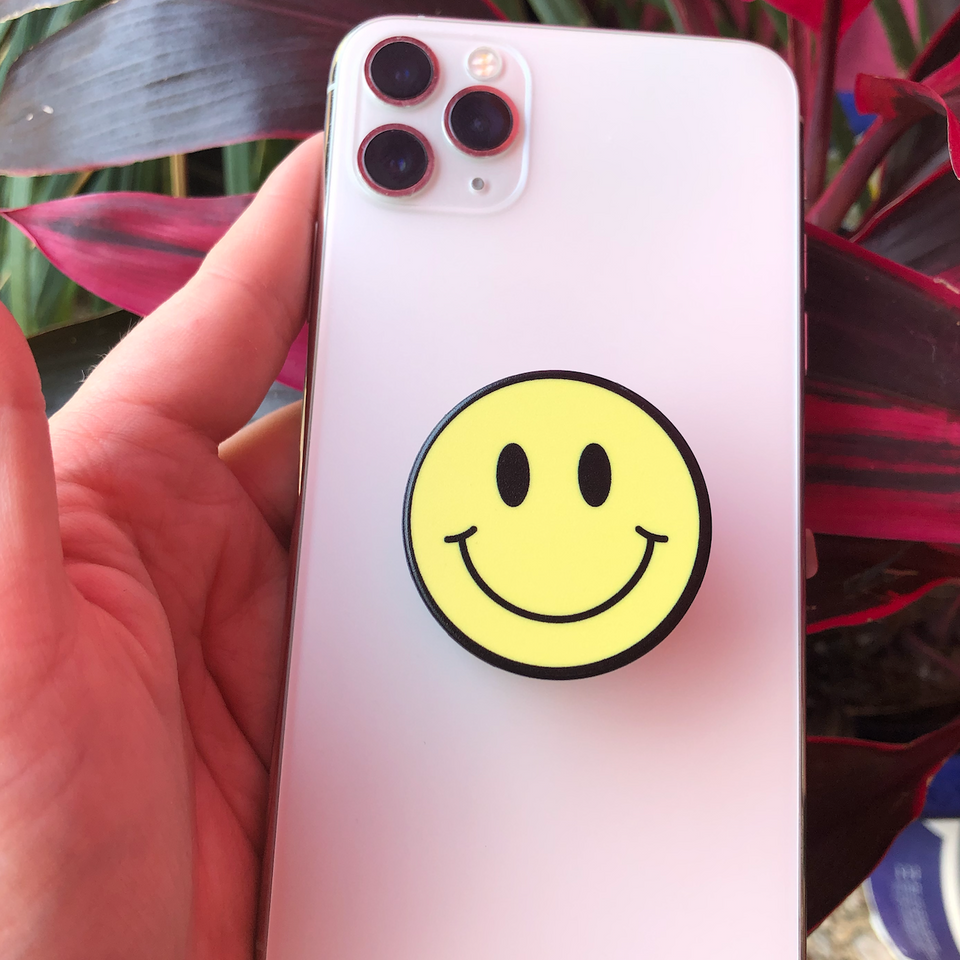 Smiley Face Pop Socket – Very That